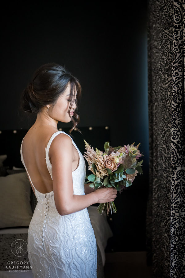 Robes de mariées contemporaines - Julie Bauer Paris